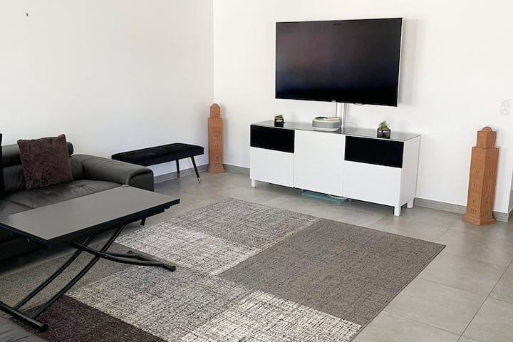 Maison Familiale Tout Confort: Louveciennes/ Paris - Louveciennes