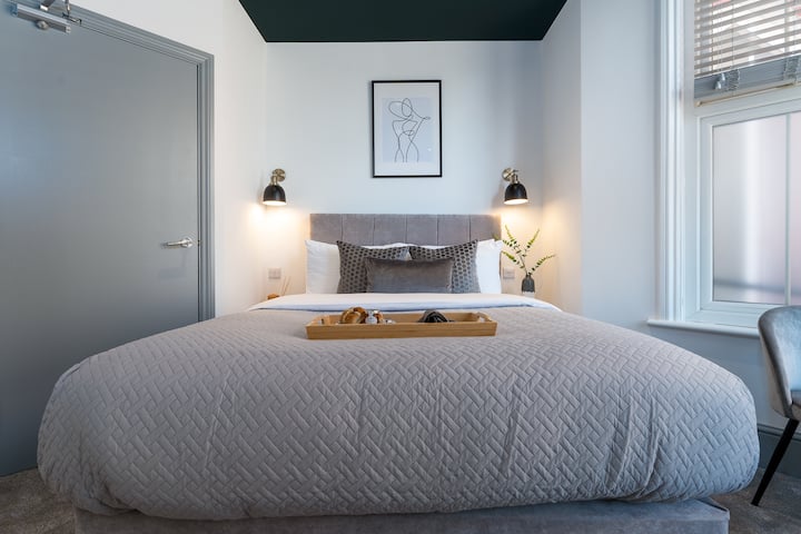 Chic Studio With Parking, Kitchen, & Fast Wifi - Southampton