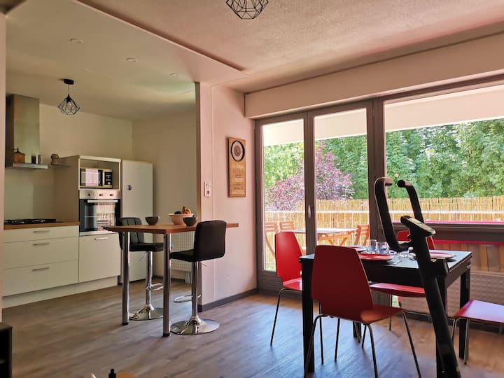 Beau T2 Avec Balcon - Bourg-en-Bresse
