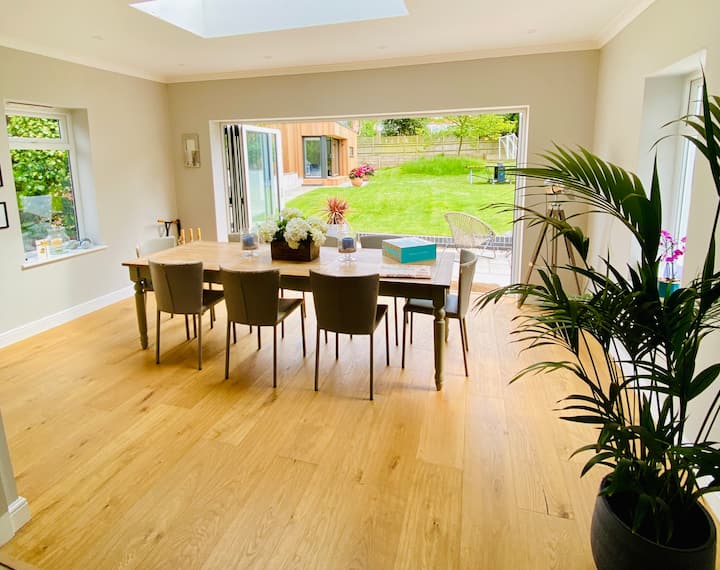 Spacious Family Home In Sevenoaks - 세븐오크스