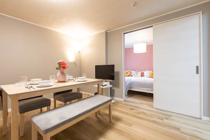 光与盐202无花果|步行可达道顿堀、心斋桥、日本桥、难波|步行至谷町九丁目5分、日本桥7分|精美公寓 - Ōsaka