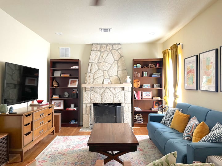 Comfy And Convenient 2b/1ba- Near Medical Center - San Antonio, TX