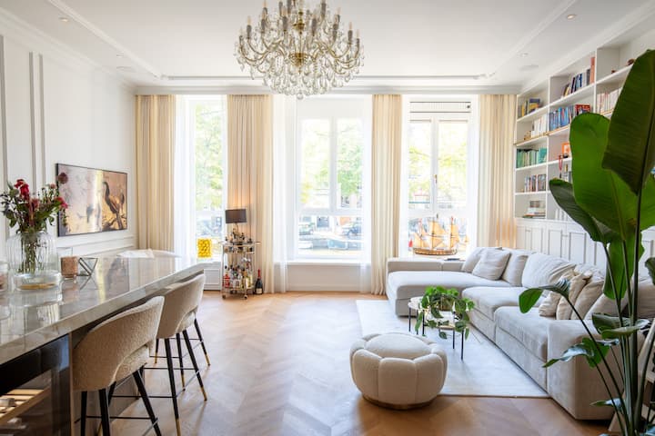 Luxury 3-bedroom Canal Home Keizersgracht – 120m² - Amsterdam
