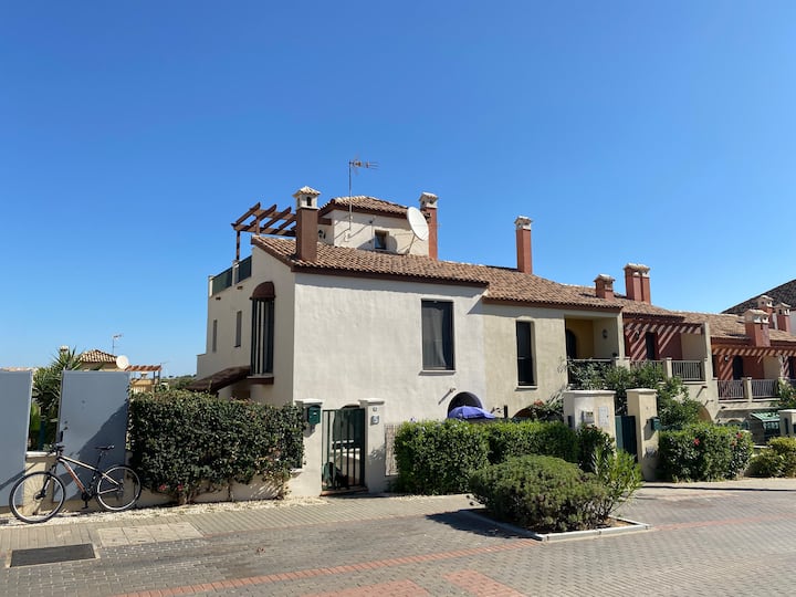 Behagliches Endreihenhaus Mit Eigenem Garten - Ayamonte