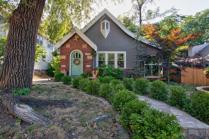 Boho In Brookside! - Kansas City, MO