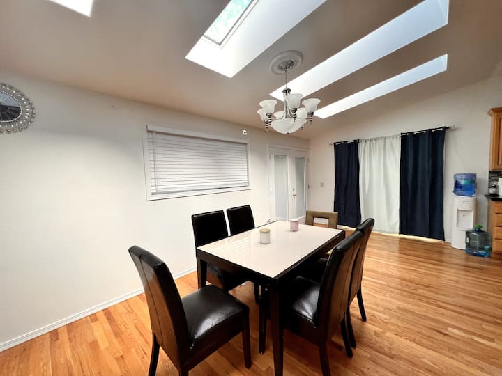 Room 2 At 3925 Home Close To Seatac Airport - SeaTac, WA