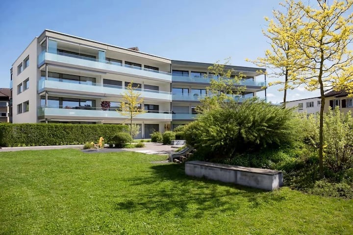 Ultra-modern, Completely Furnished 4 ½ Room Apt. - Rapperswil-Jona