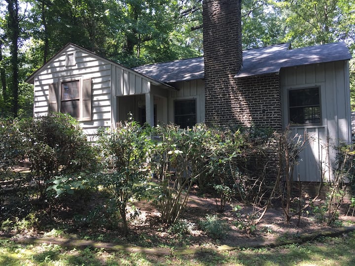4br Across From Campus W/ Great Outdoor Party Area - Oxford, MS