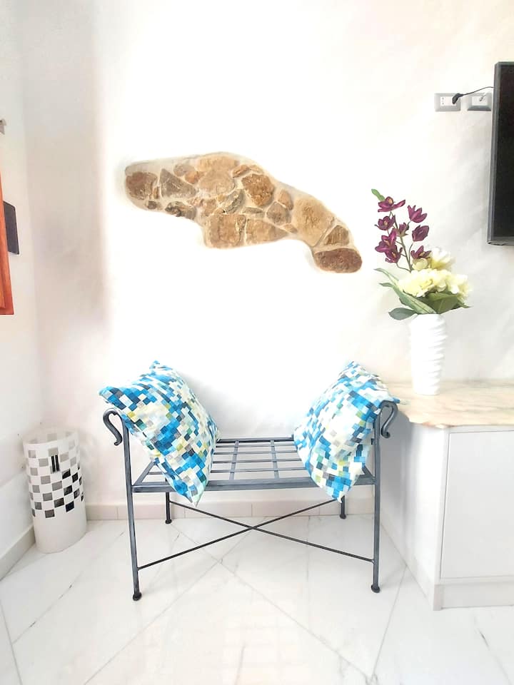 Elegant Apartment In The Center-shardanapartments - Gonnesa