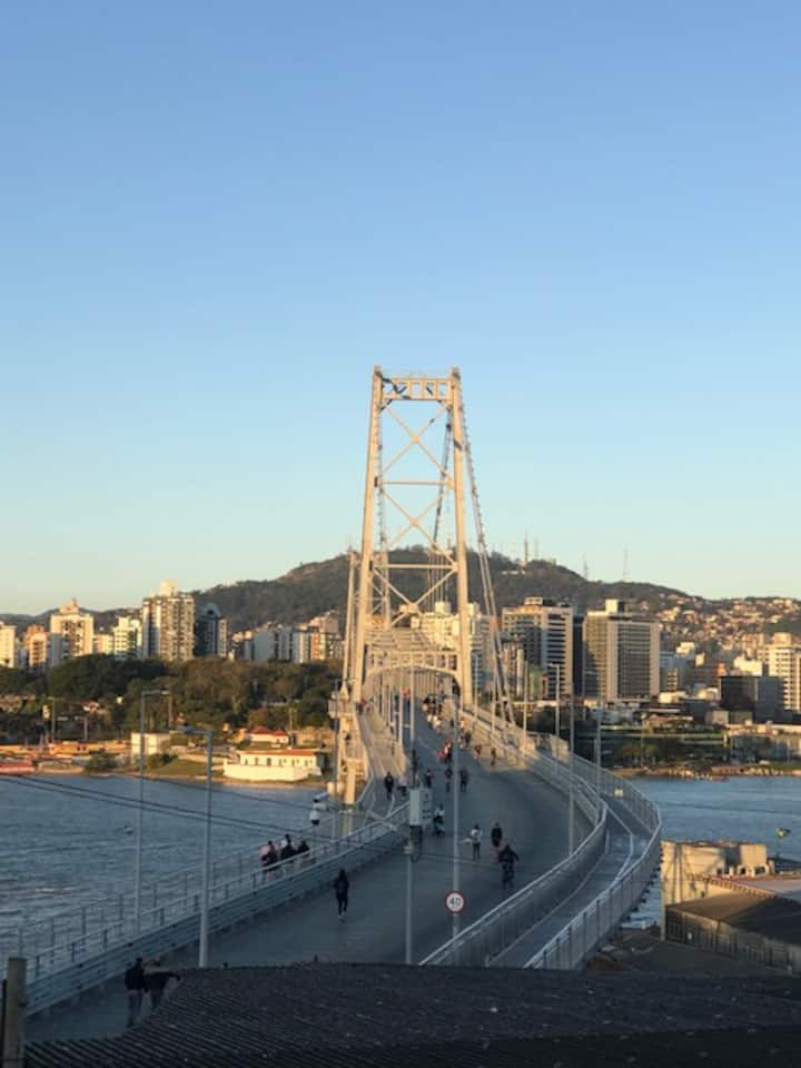 Apto Floripa - Andar Alto  - Cabeceira Ponte Hluz - Florianópolis