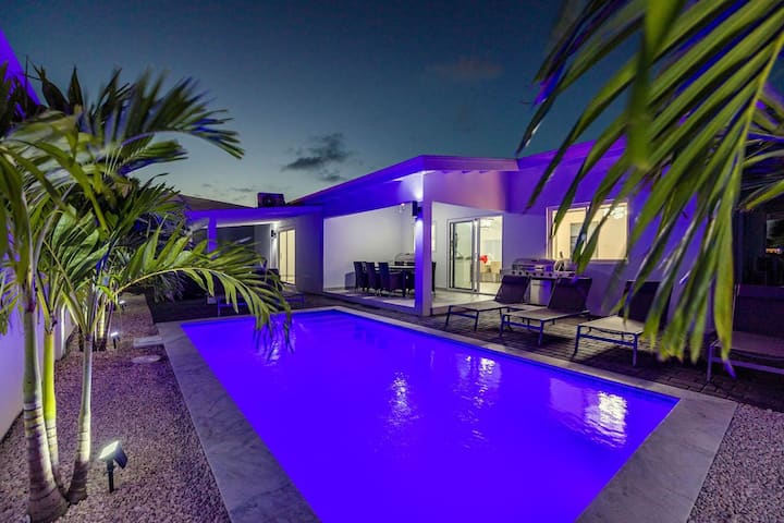 Brand New 5br Villa W/ Pool 10min Walk 2 Bestbeach - Aruba