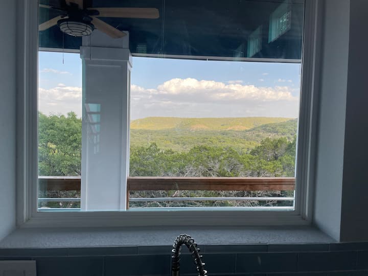 Brand New Home Next To Lake W/ Hill Country Views! - Canyon Lake, TX