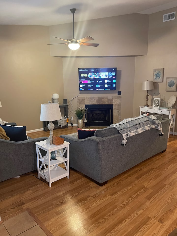 Bay Breeze Escape - Virginia Beach, VA