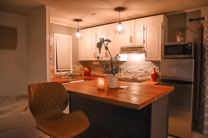 Relaxing Studio In Weston Woods - Weston, CT