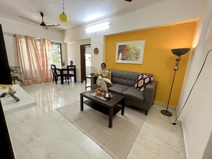 *Quiet* 2 Bed 1 Bath*bandra Ocean Side*parking* - Bombay