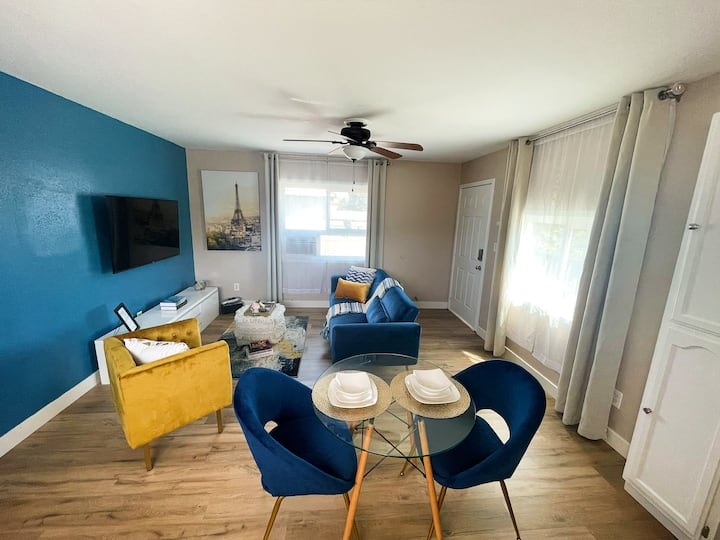 Cozy Apartment In The City Of Long Beach - 카슨