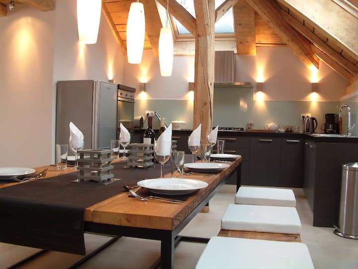 Impressive 3 Bedroom Chalet, 150m From Ski Lift - La Plagne