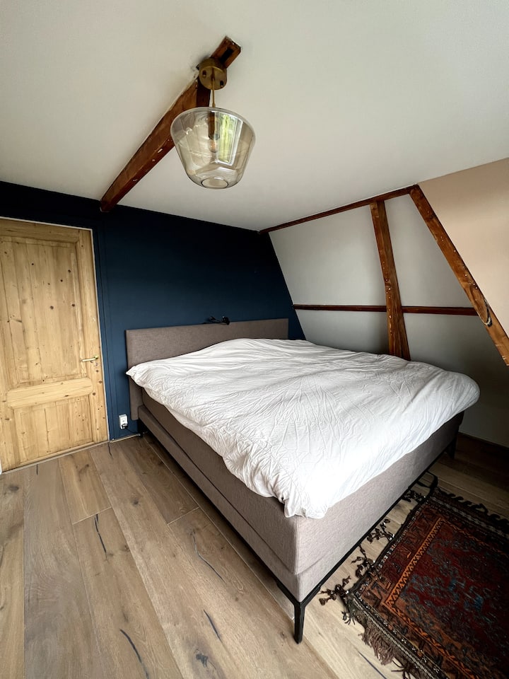 Idyllic Three Bedroom Home With Guarden - Amsterdam