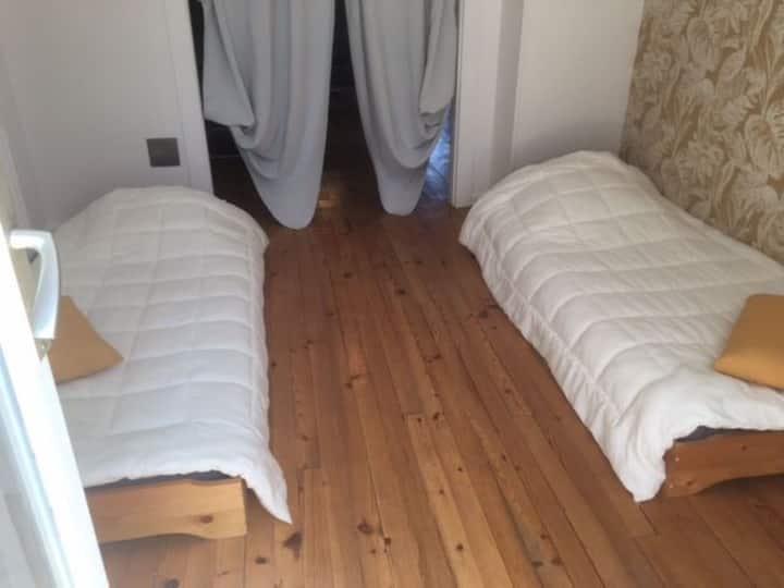 Superbe Appartement Avec Bbq En Rdc D'une Maison - Épinal