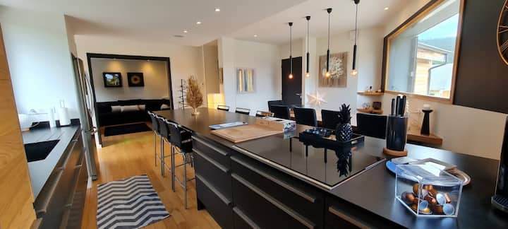 Chalet Luxe Et Accueillant, Proche Des Pistes - Pyrenees