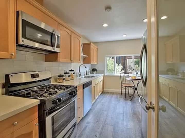 Cozy Warm Welcoming House In Danville! - Walnut Creek, CA