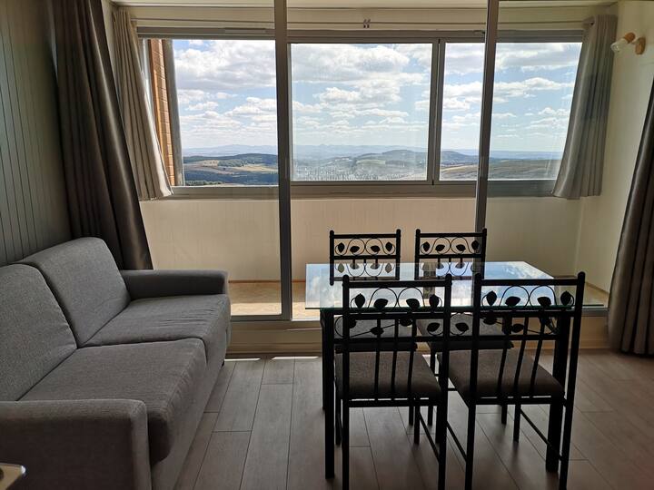 Appartement Avec Vue Sur La Montagne - Besse-et-Saint-Anastaise