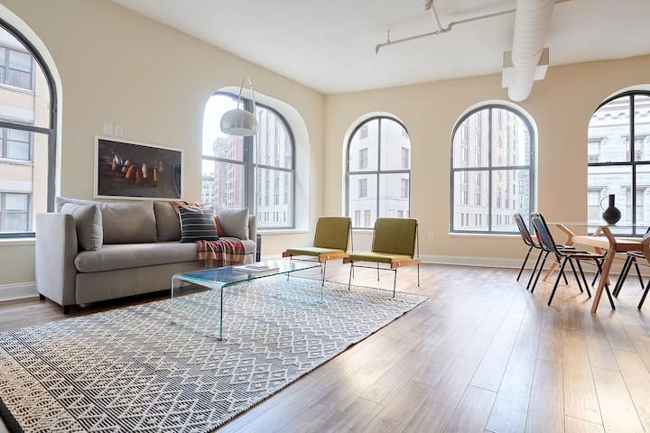 Spacious 2br Fidi District | Centrally Located! - Boston, MA