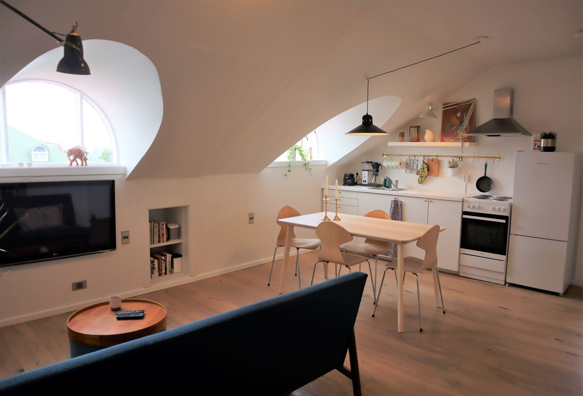 Warmes und einladendes Loft mit zwei Schlafzimmern in der Innenstadt ...