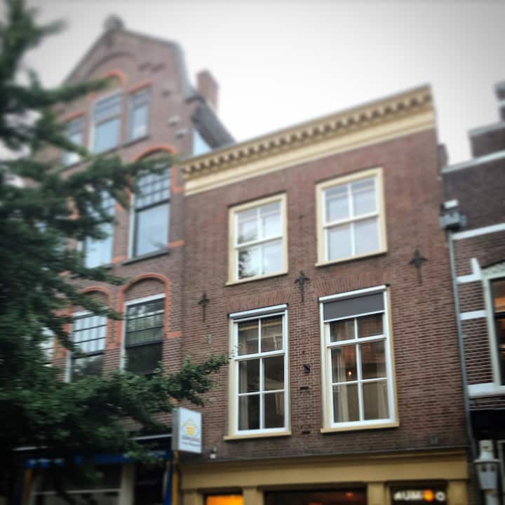 Cozy Apartment In Historic Utrecht City Centre - Utrecht