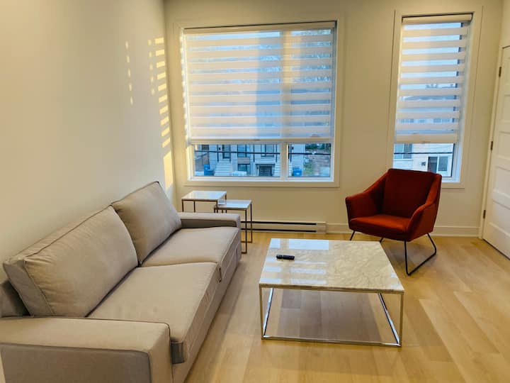 3655 Lovely 3 Bedrooms Apartment Free Parking - Brossard
