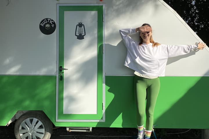 Rustic Caravan With Private Gazebo & Swing - Seferihisar