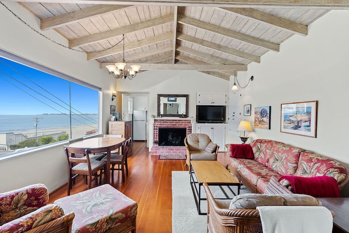 Bright, Charming Rio Del Mar Vacation Rental - Aptos