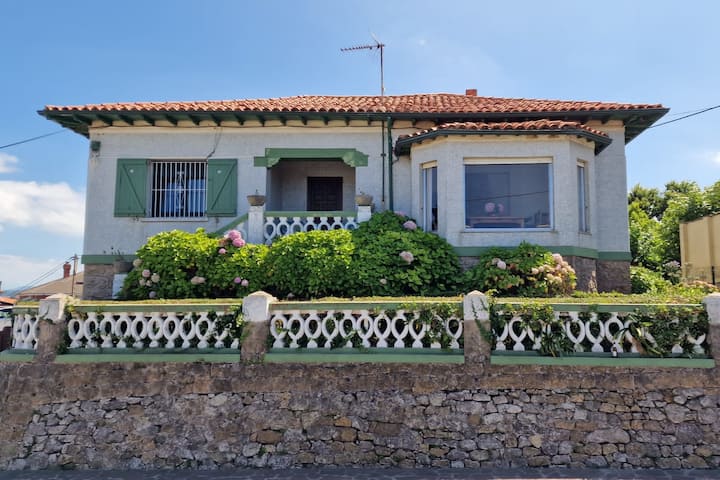 Chalet Con Jardín Y Vistas Al Mar - Cantabria
