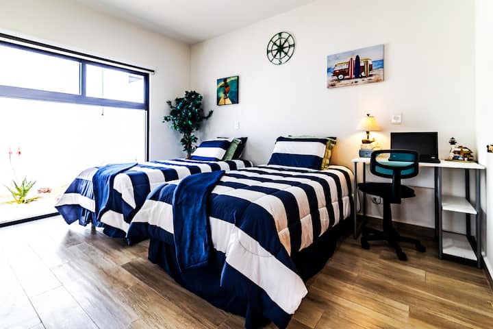 Modern Luxury In San Marino - A/c, Spa & King Bed - Rosarito