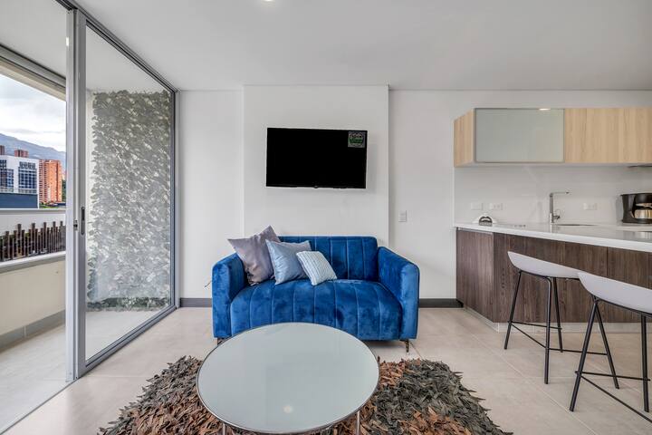 Modern 1BD loft 8mins Parque Lleras by HOUSY HOST - Lofts for Rent in ...