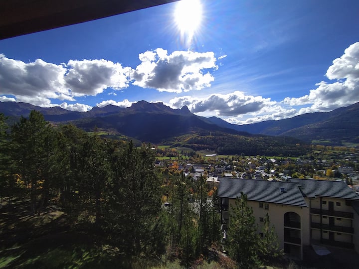 Chaleureux Duplex Avec Vue. Calme Et Lumineux. - Barcelonnette