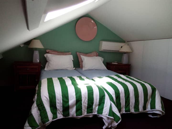 Double Twin Room In Shared Apartment - Lisboa