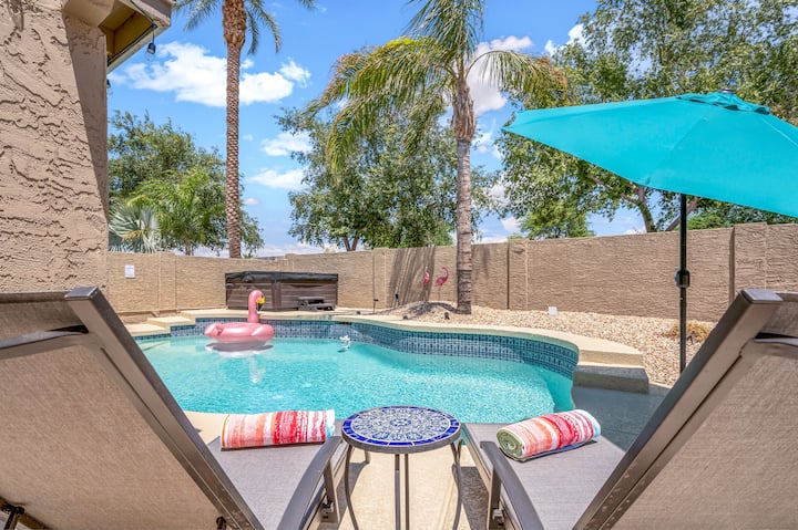 Escape To The Desert And Enjoy Your Own Pool! - Chandler, AZ
