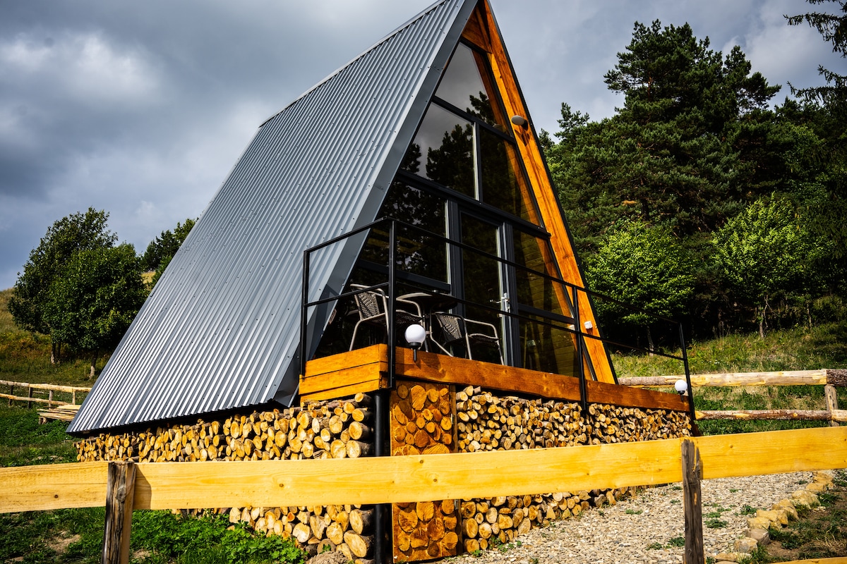 Casuta Mea - Cabins for Rent in Piatra Neamț, Județul Neamț, Romania ...