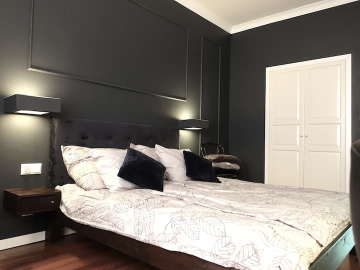 Old Town Bałuty - Comfortable, Eclectic Apartment - Łódź