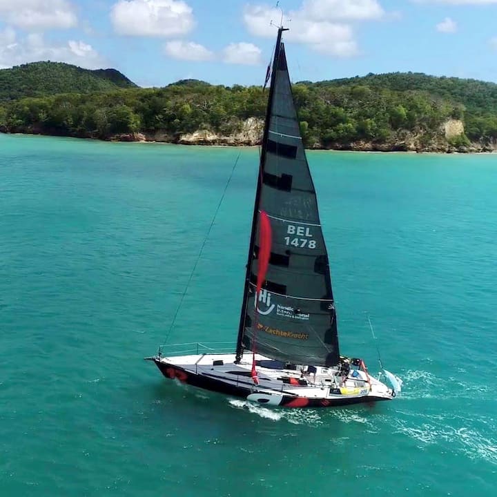 Voilier Pour Séjour Voile - Plomodiern