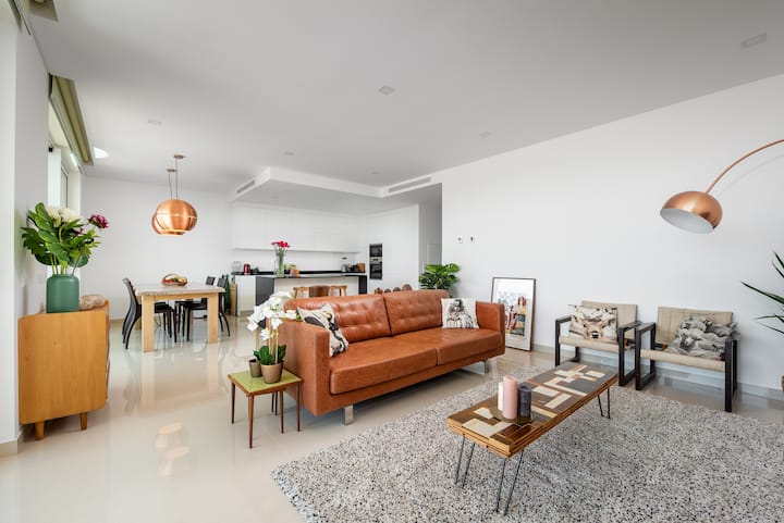 Luxury Design Apartment In Lagos (Brand New) - Lagos