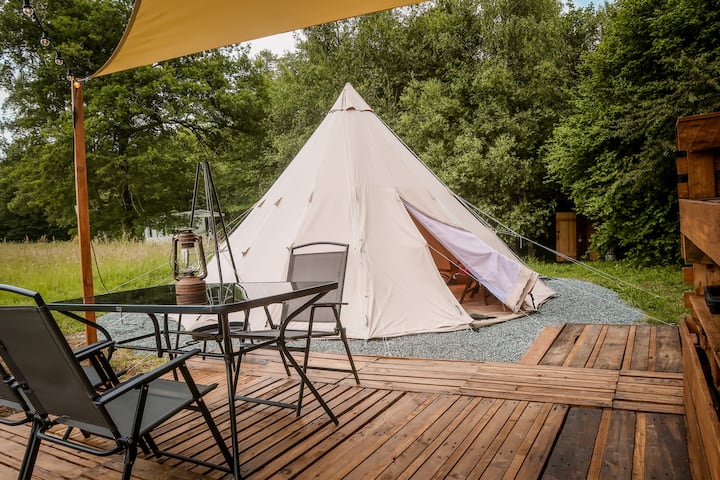 Mini-glamping En Auvergne Tipi Romantique - Saint-Gervais-d'Auvergne