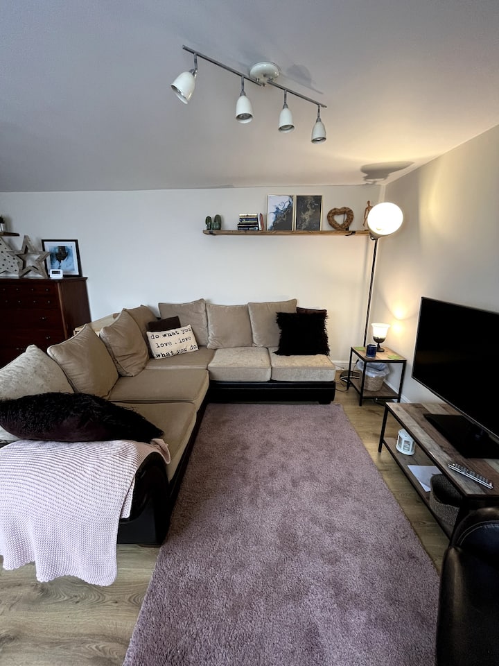 The Annex - Cosy & Detached, With Free Parking. - Swindon