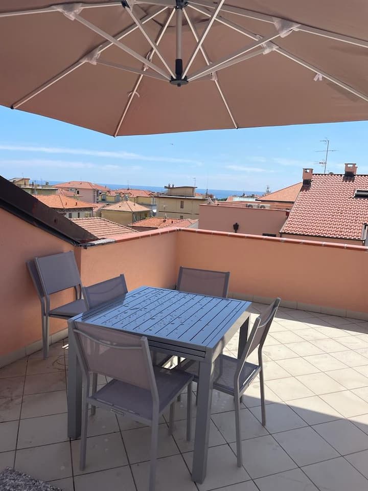 Bilocale 60mq Con Terrazzo 25mq - Loano