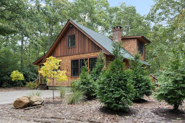 Luxury Custom-built Wooded Cabin In Southern Ri - South Kingstown, RI