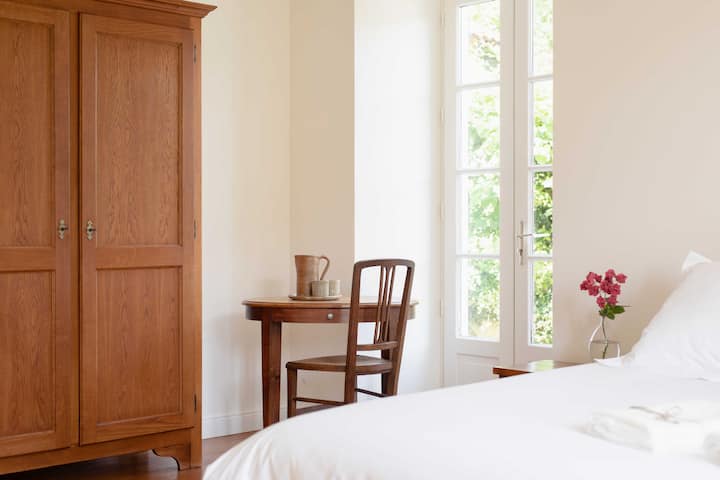 Chambre Double Avec Terrasse Et Petit Déjeuner - Cambo-les-Bains