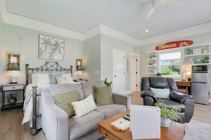 Calusia Hedge Cottage-private-convenient-relaxing - Jupiter, FL