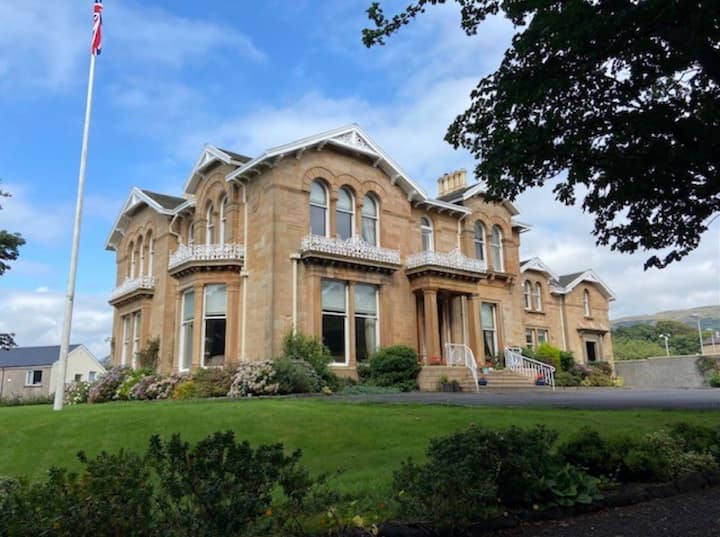 Largs Holiday Rentals & Homes - Scotland, United Kingdom | Airbnb