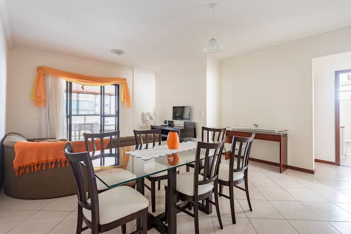 Ap 3 Qt Ar/wifi Perto Russi/ Sacada Grande Telado! - Itapema